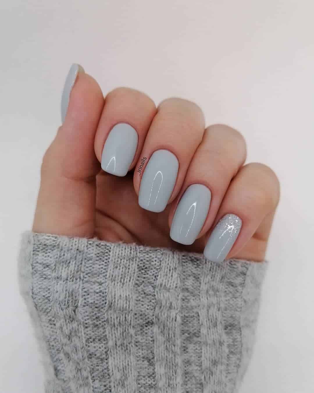 30 Trendy Winter Nail Ideas To Try Now - The Unlikely Hostess