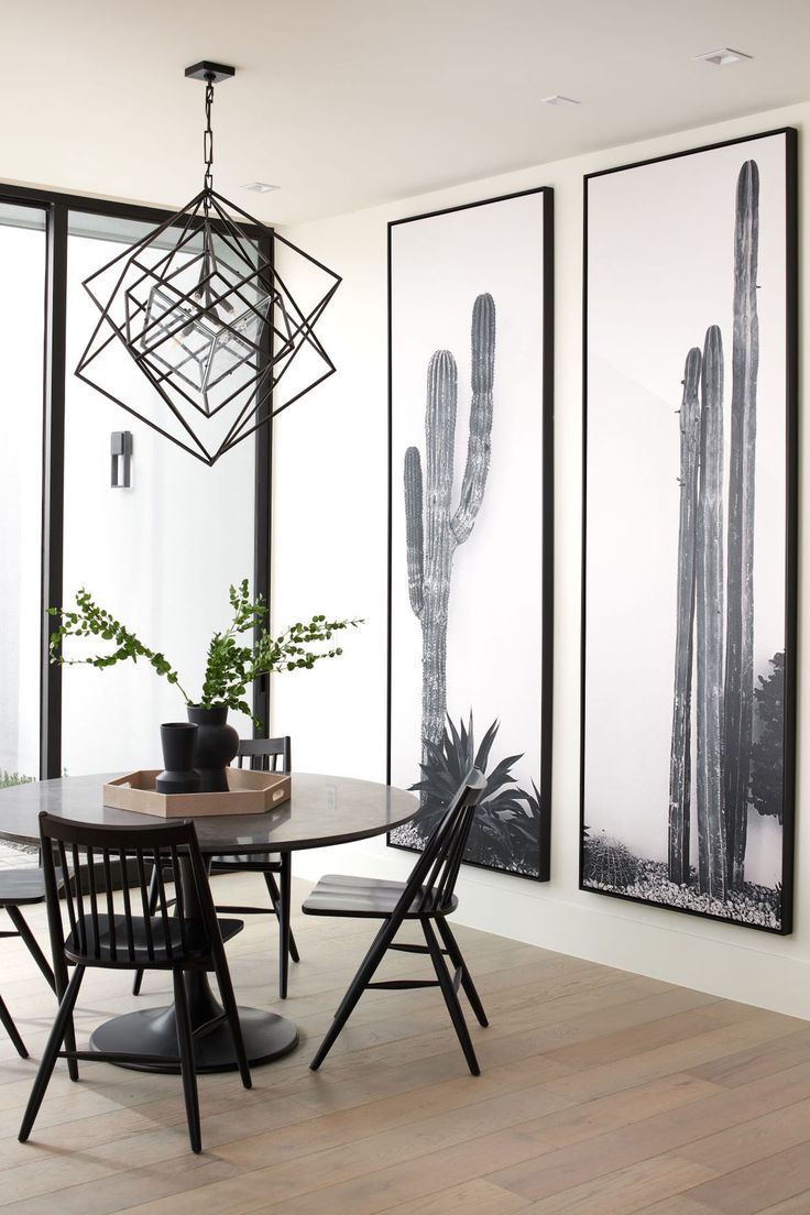 20 Essential Ideas For Decorating Large Walls - The Unlikely Hostess