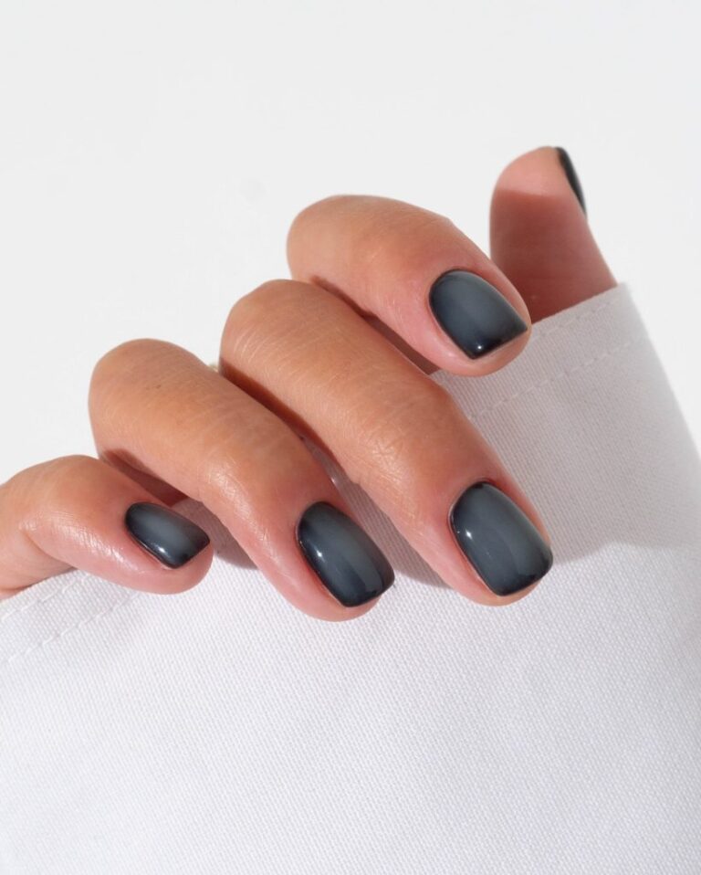 25 Classy Short Nail Design Ideas You Can Wear Year Round - The ...