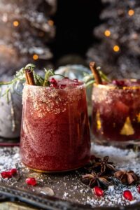 25 Best Boozy Christmas Drinks & Cocktails - The Unlikely Hostess