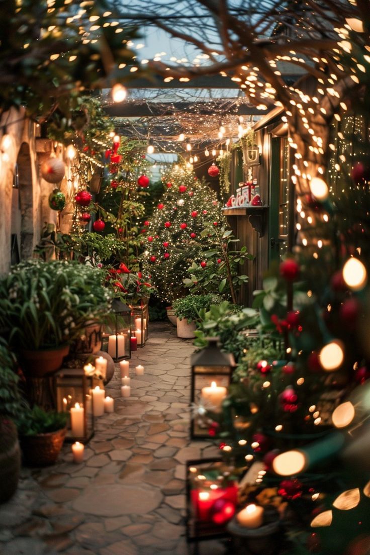 30 Outdoor Christmas Decorations Full Of Chic Holiday Style - The ...