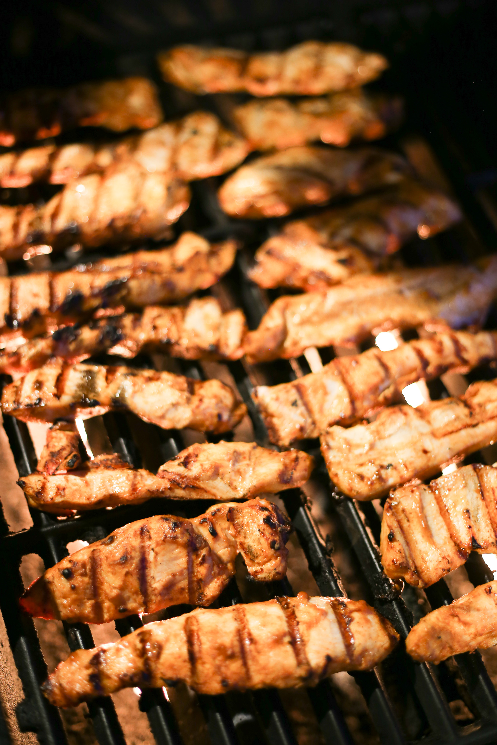 Crazy Flavorful Thai Chicken Breast Recipe With Peanut Dipping Sauce ...