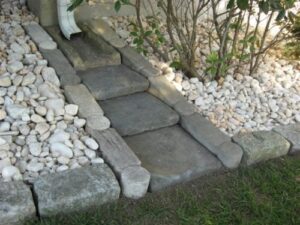 16 Perfectly Designed Rock Beds For Around The House - The Unlikely Hostess